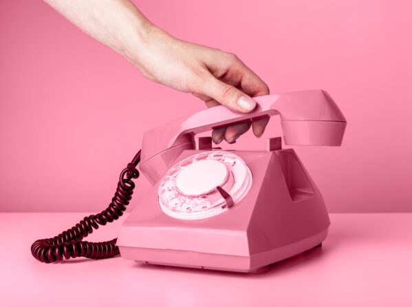 Téléphone rose : pourquoi fascine t-il toujours autant