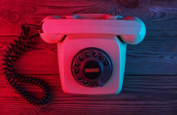 Téléphone rose : quels avantages ? - La Bonne Rencontre